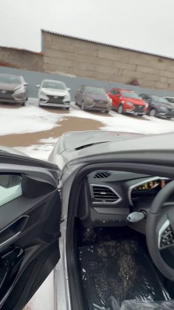 2025 LADA VESTA запуск