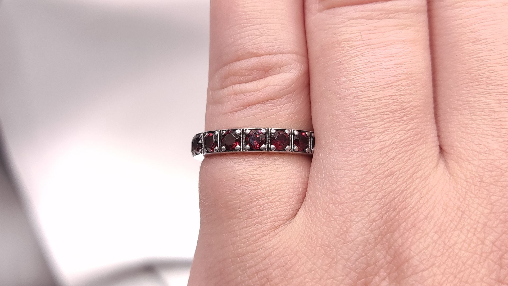 Кольцо с камнями Гранат Альмандин. Африка