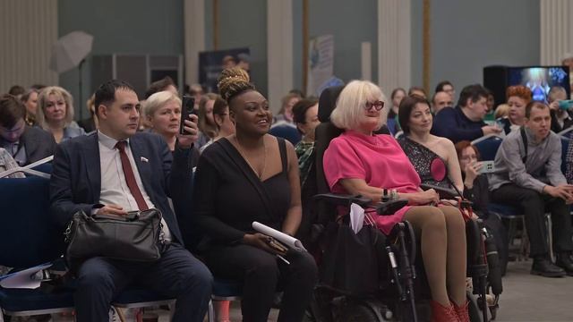 Бал королевских историй: Вдохновение и единство на ВДНХ