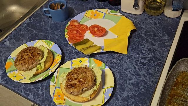 Обещание исполнено! Новогодний бургер!