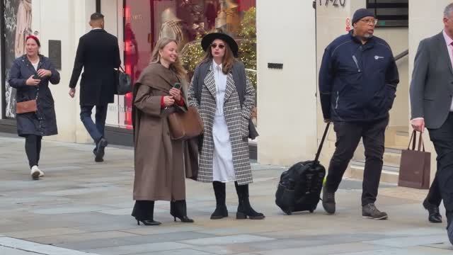 ✔️ СТРИТСТАЙЛ в ЛОНДОНЕ, зимние образы на улицах Лондона