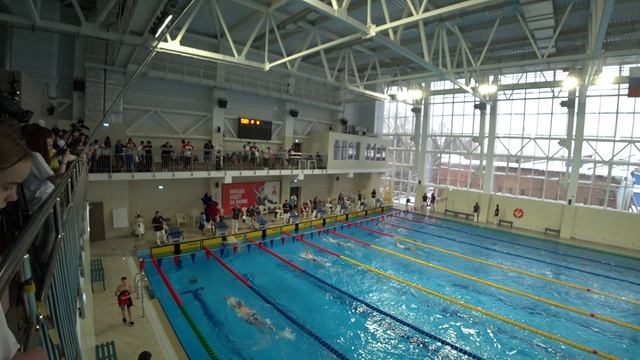 201225 100м спина Тишков Виктор 2010 6дор 1м18сек III р-д