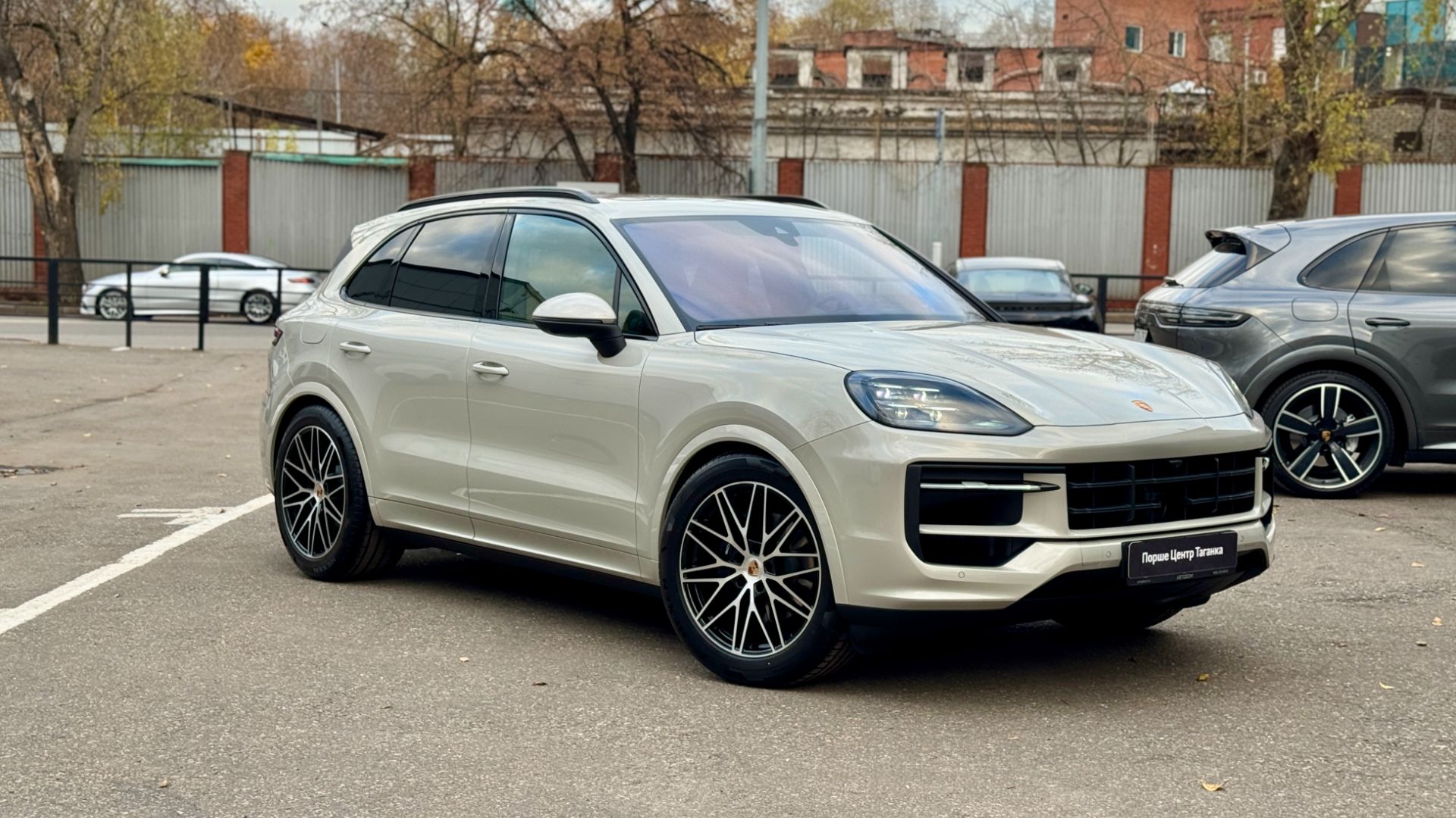 Porsche Cayenne Cashmere beige/Mojave beige 2025
