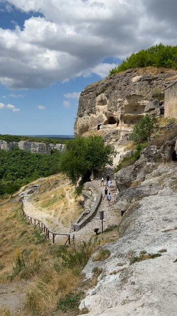 Пещерный город в Крыму