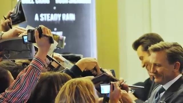 Being James Bond [RUS AI VO]