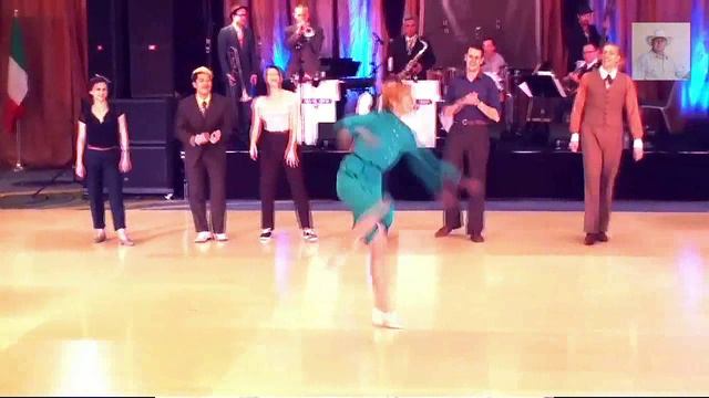 СЧАСТЬЕ КАЖЕТСЯ РЯДОМ СОВСЕМ