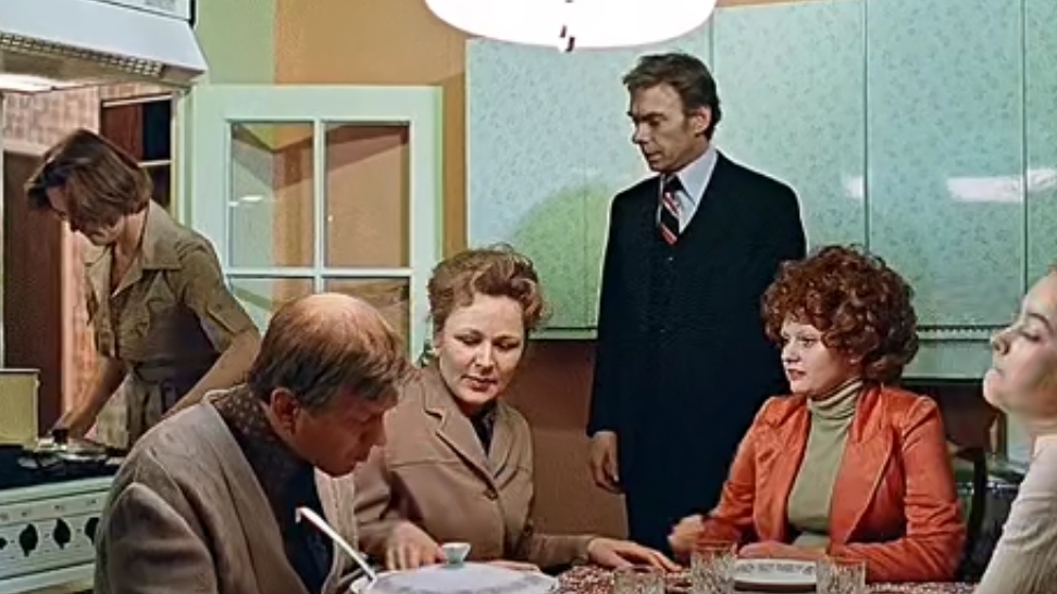 Х/Ф  "МОСКВА СЛЕЗАМ НЕ ВЕРИТ"