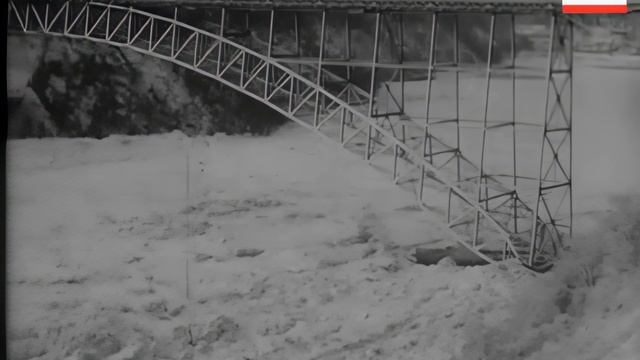 Niagara Falls Bridge Collapsess-1912x1440 (Topaz 4x Upscale)-Рус.перевод