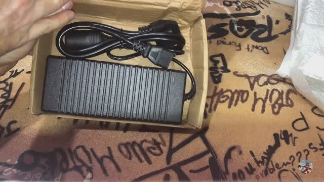 Тест инвертора AC/DC 220 на 12 #ЛёхаЛис