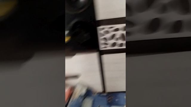 Михаил ищет банки челендж