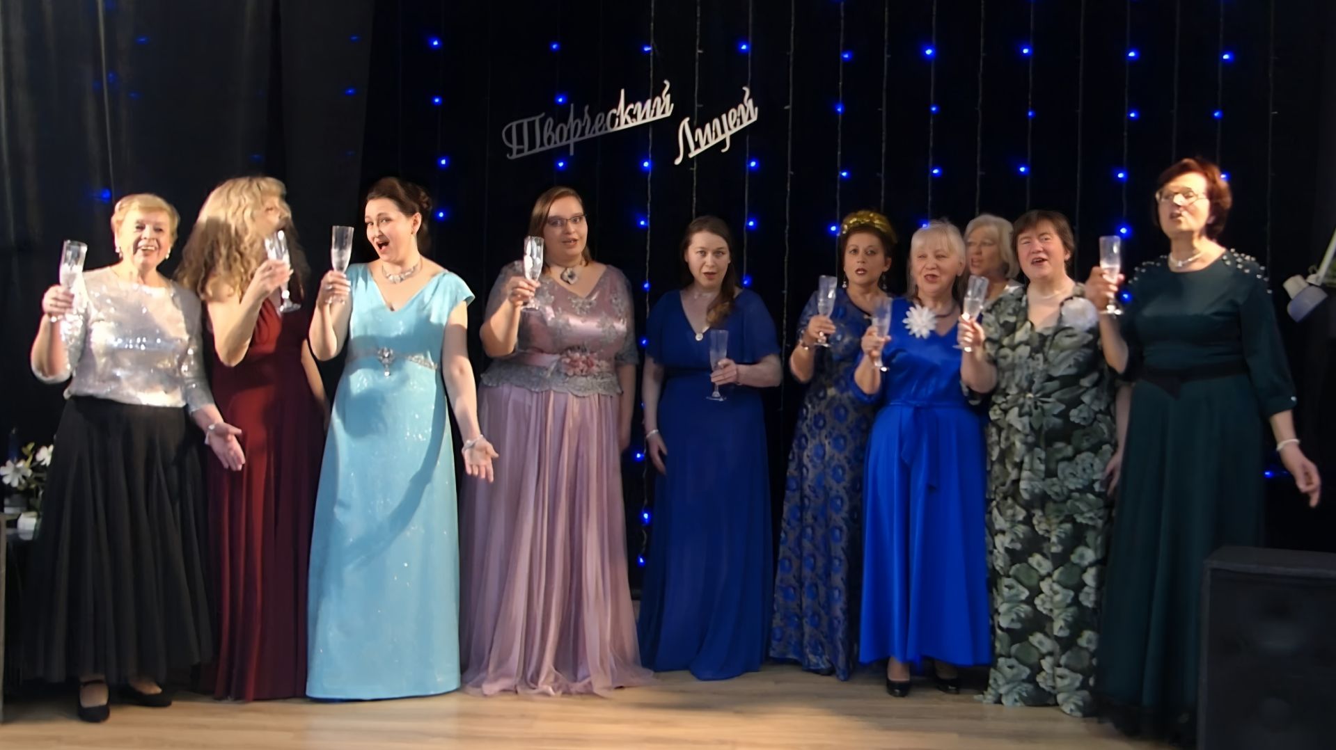 Заздравная. Исполняет ансамбль вокальной студии «Кантиамо»