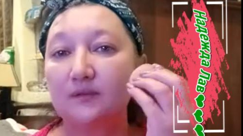 Как сделать макияж быстрее: техники и советы