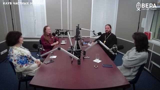 «Как дарить подарки?» / Клуб частных мнений