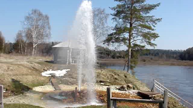 Экспедиция в Вологодчину к месту выхода древних геологических пород 2011 Fontan 1