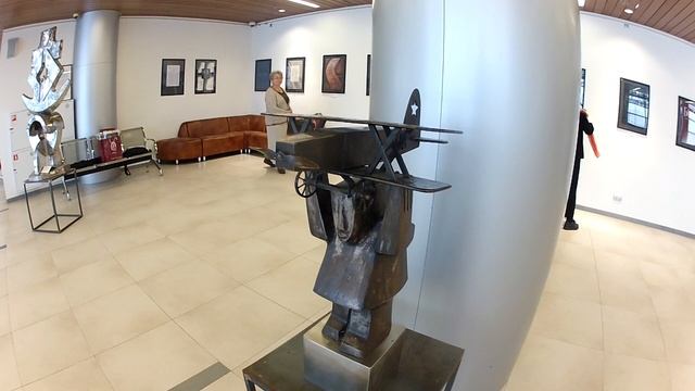 Забавные экспонаты Морского вокзала СПб Конференция GOPR6840