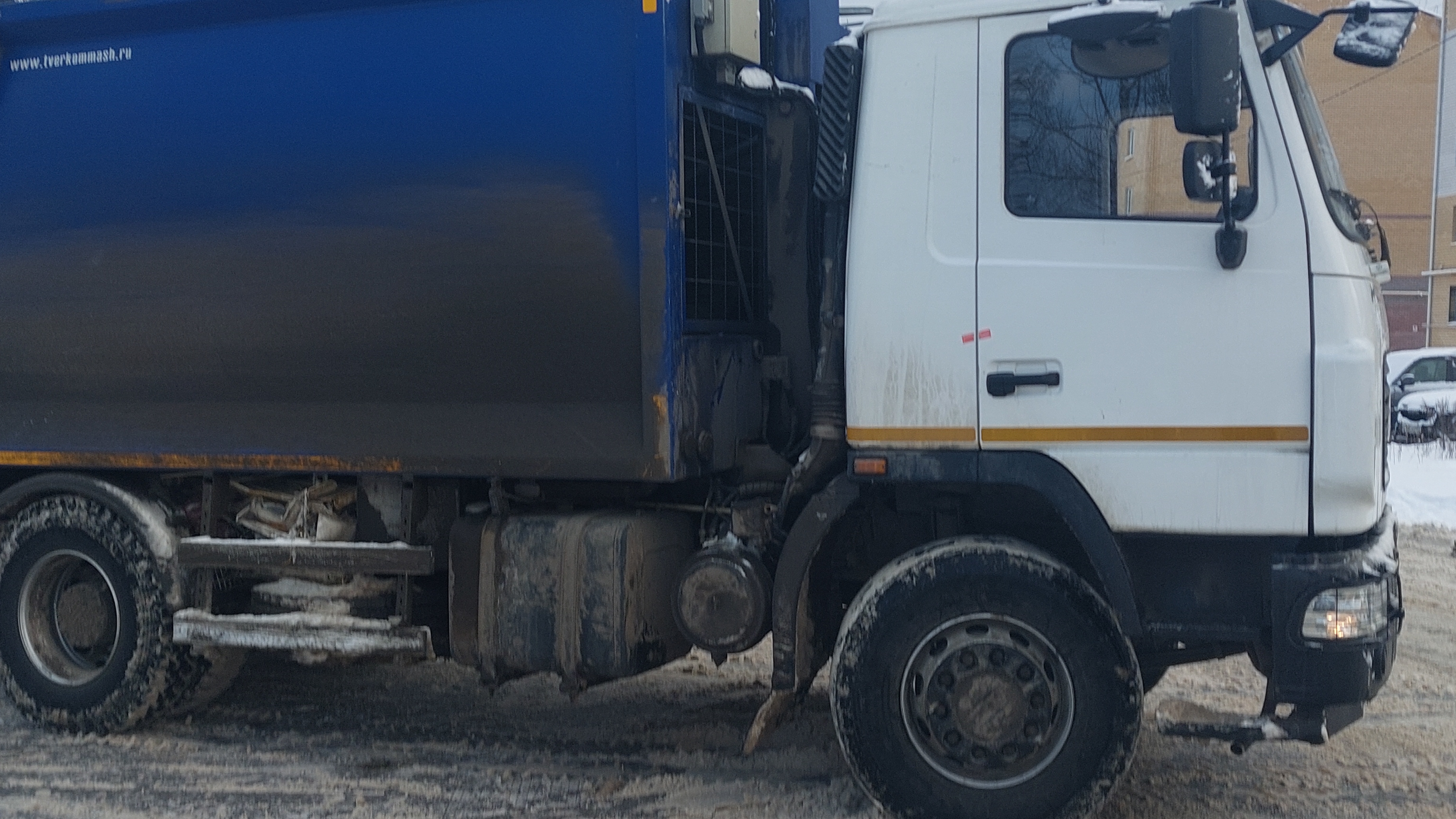 Встреча с мусоровозом