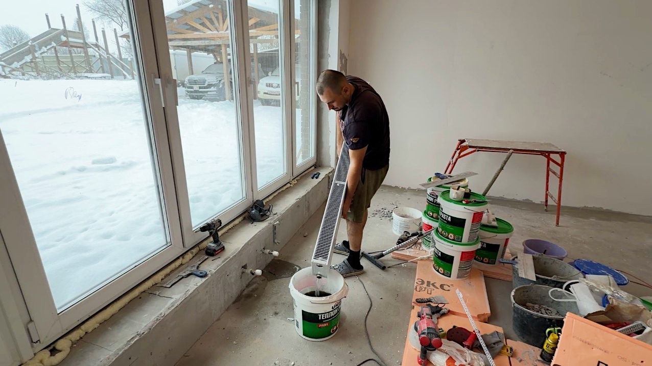 Наконец-то открытие! Делаем ремонт на новогодних праздниках. Сняли отопление в доме.