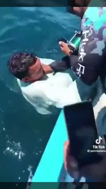 Рыбалка 🎣 на живца 👍🤣😁