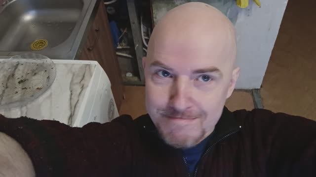 Реакция: Узнал причину низкой популярности канала