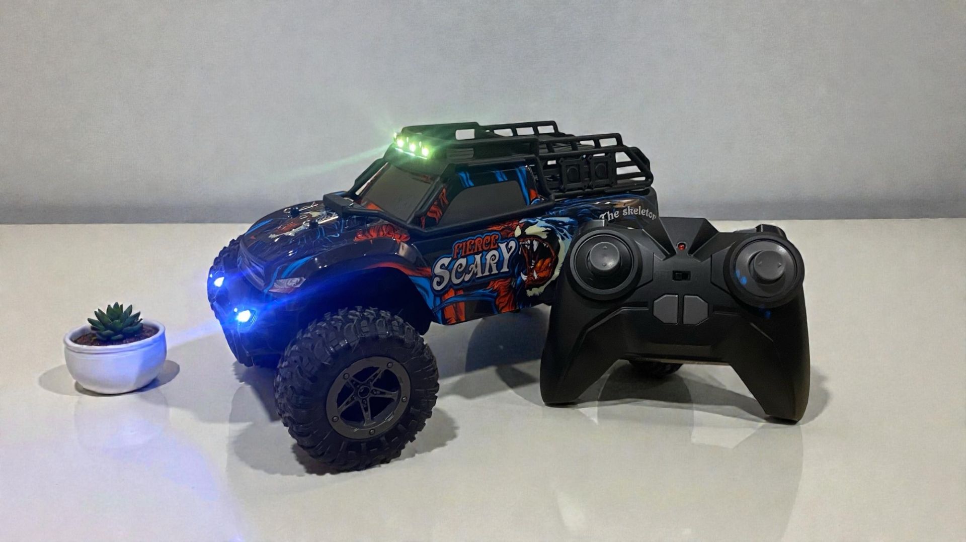 Распаковка и обзор радиоуправляемой машинки  Aceline Cross-Country Vehicle