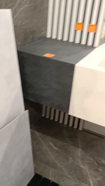 Что Это?Фонтан?Раковина?