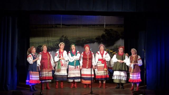 Один місяць сходить