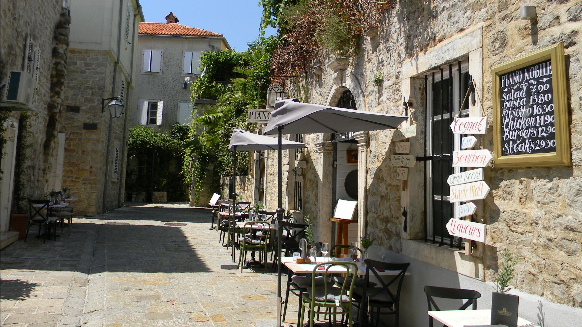 Старый город Будвы (Черногория)