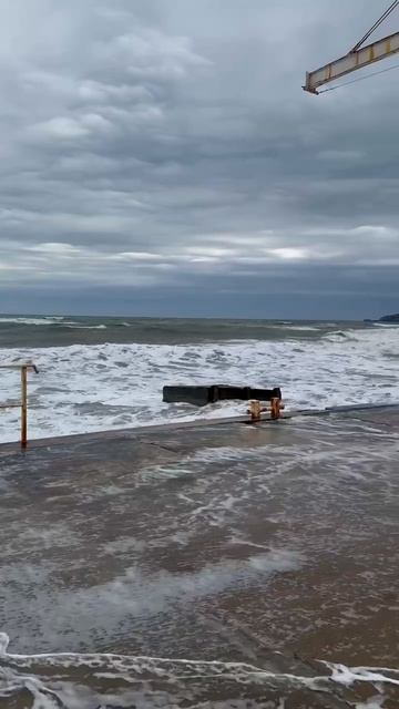 Береговая линия Коктебеля во время реконструкции набережной: реальное состояние