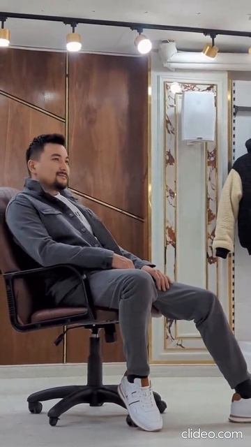 Жансултан Жумагалиев. Певец. Артист. Модель #behindthescenes #wedding #rec #rek #edit #suit #marvel