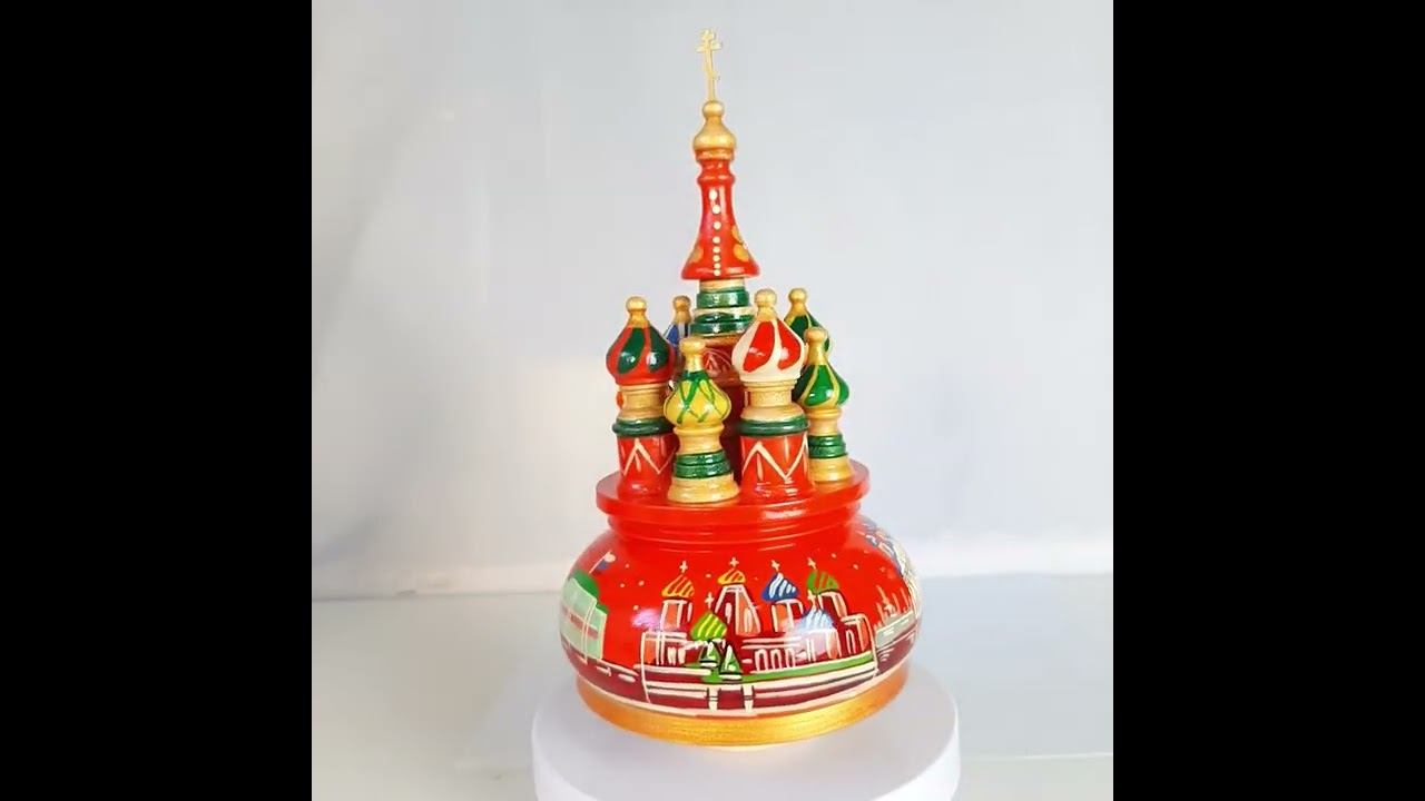 Музыкальный собор Москва красный фон