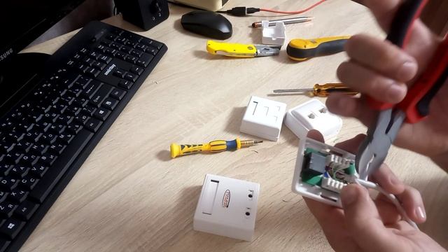 Как обжать сетевую розетку RJ-45