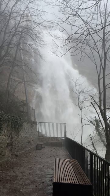 Водопад разбушевался. Водопад Учан-Су над Ялтой. Крым 5 января 2026