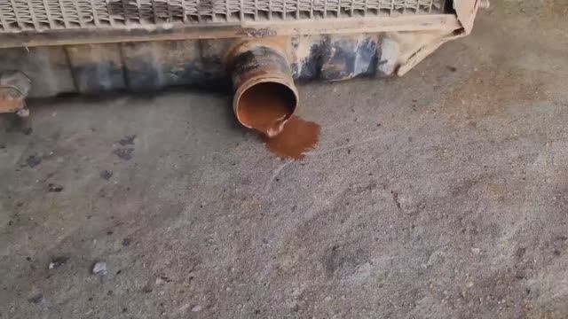 Ремонт и чистка радиатора уличным умельцем,