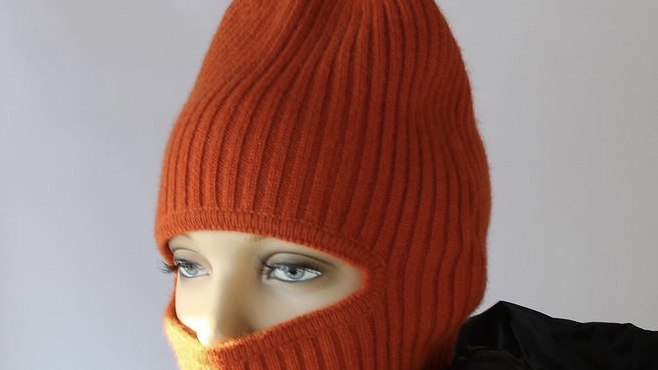 Балаклава на вязальной машине/сборка