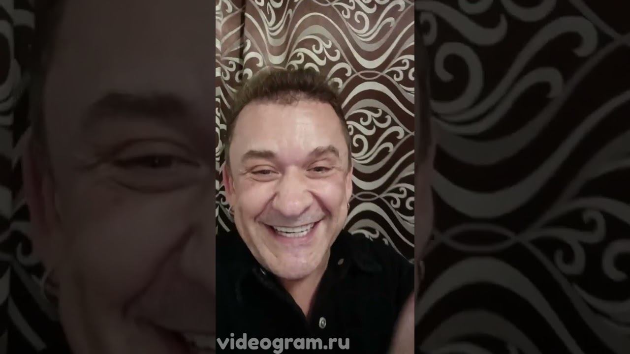 Видеопоздравление от Александр Морозов - videogram.ru/morozov_artist