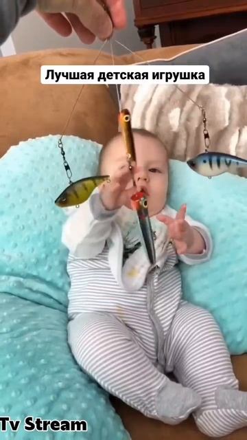 К рыбалке 🎣 Нужно готовиться с детства...