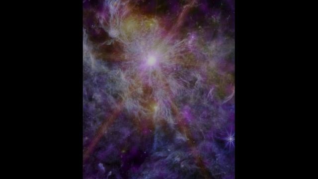 В сети появилась подборка самых красивых снимков космоса за 2025 год.