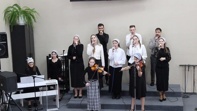 Он так любит всех нас!  | #христианские_песни #прославление #ОЦХВЕ