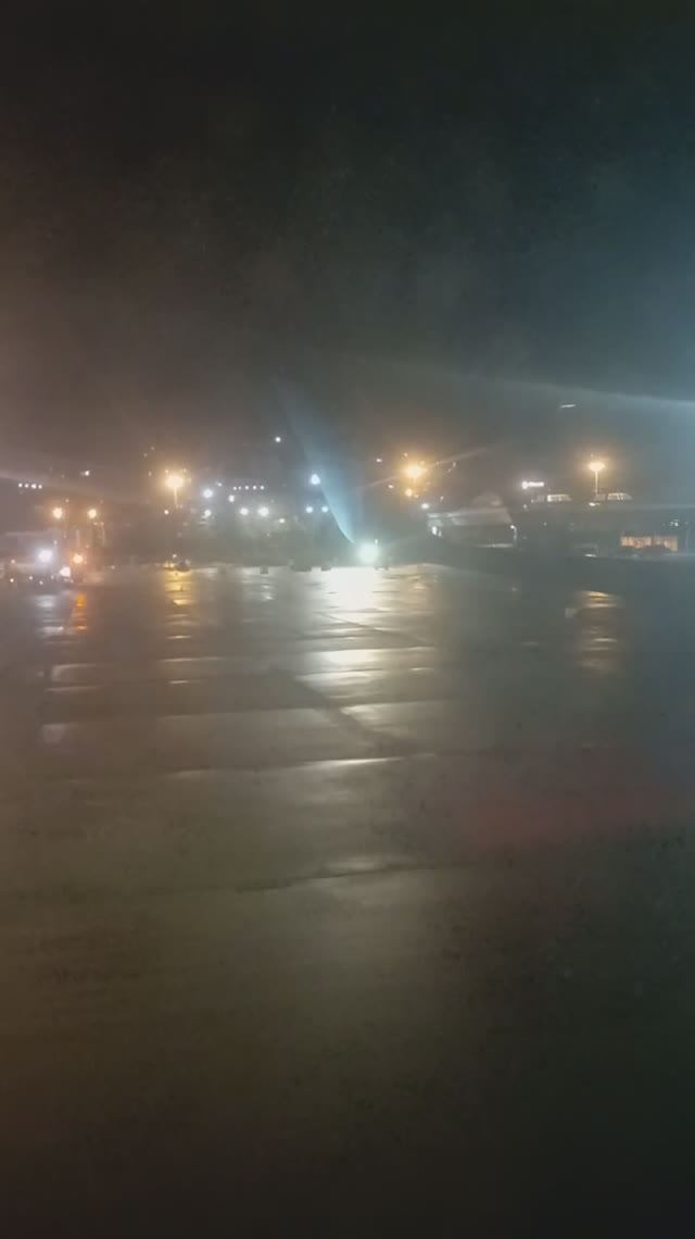 Боинг 737-800 рулежка перед взлетом, часть Il