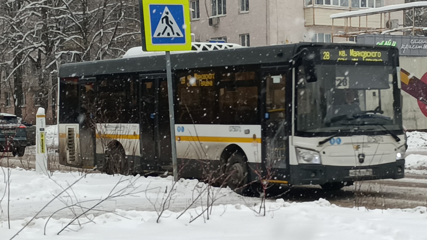 ЛиАЗ 4292.60 на 28 маршруте в г.Звенигород