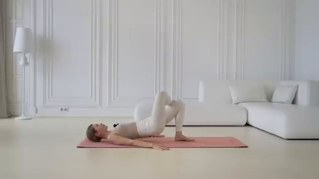 Пилатес на все тело Мягкая силовая тренировка дома 20 минут