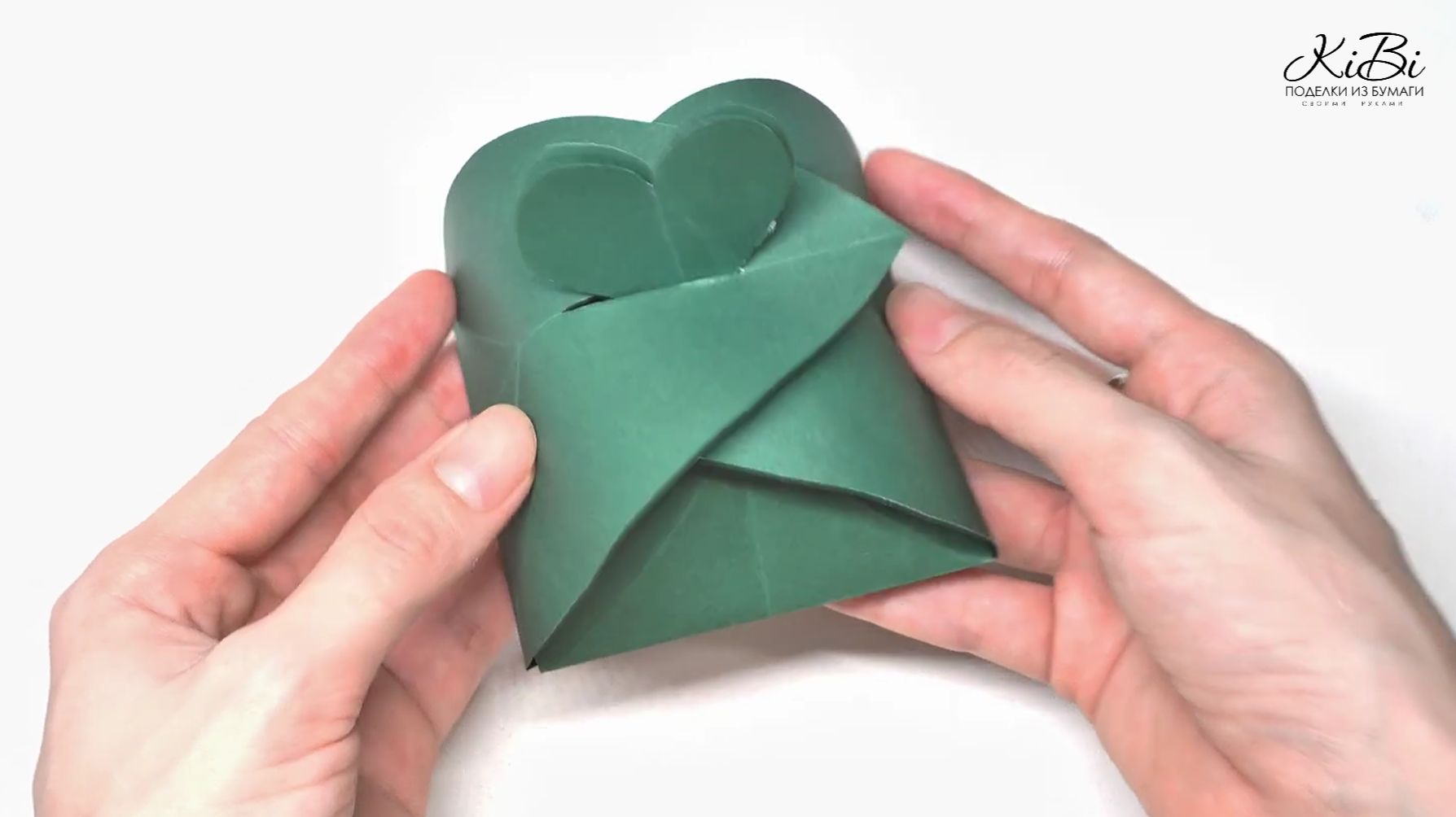 Коробочка из бумаги своими руками для подарка