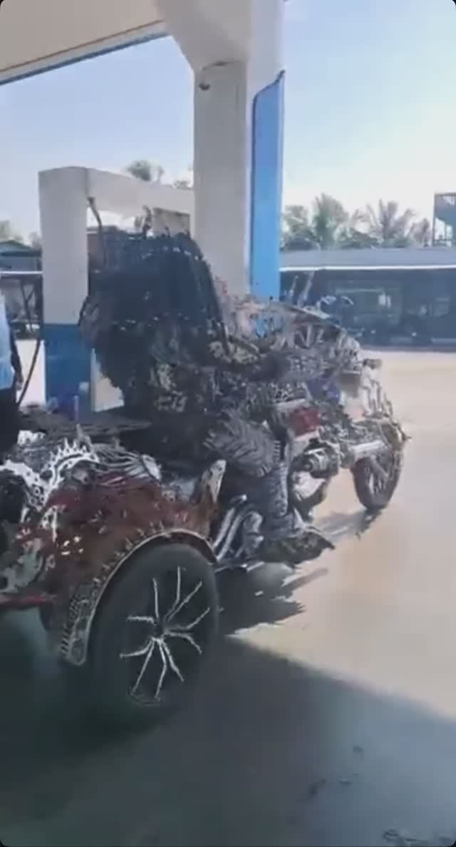 🏍️ Поцики на моциках с полным баком бензика 😅👍