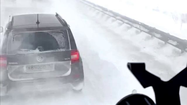 Сильная метель на трассе в Татарстане