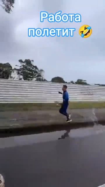 Если бахнуть перед работой) #юмор #папатрехпринцесс  #бахнуть #работа #шутка #смех #прикол