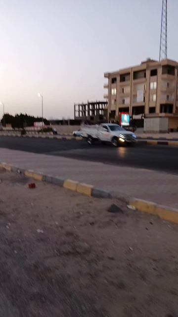 Иду за покупками в Бествей, центральная улица