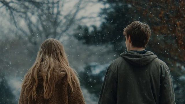 Мороз рисует на стекле