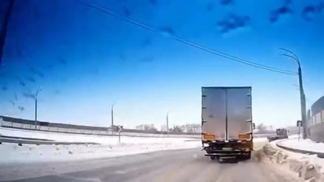 Кажется у вас упало.