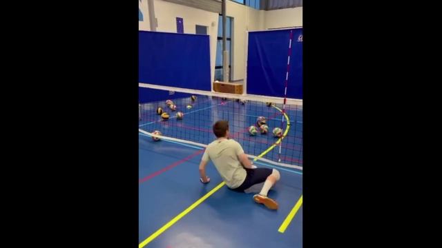 Волейбол сидя