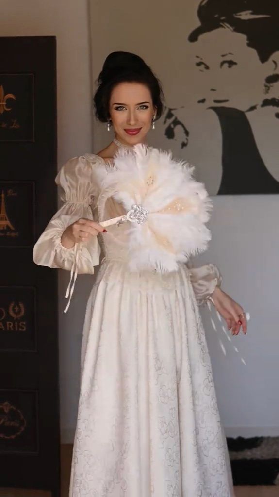 Пусть этот день станет напоминанием ты — надёжный спутник для самой себя...